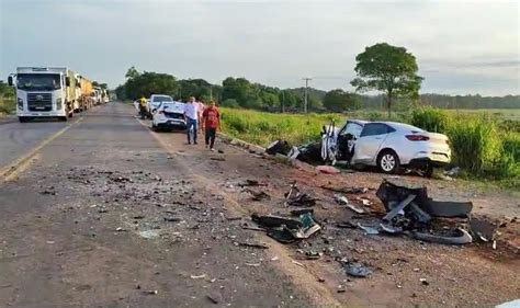Batida Envolvendo Três Carros E Um Caminhão Deixa Um Morto Na Br 153 Em