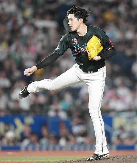 【ロッテ】佐々木朗希、左脇腹の肉離れで登録抹消「全力投球ができるまで2カ月」吉井監督 プロ野球写真ニュース 日刊スポーツ