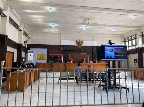3 Terdakwa Korupsi Dana Hibah Bawaslu Prabumulih Dituntut 5 Tahun