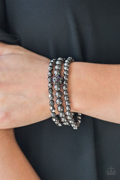 Paparazzi Noticeably Noir Purple Rhinestone And Gunmetal Bracelet