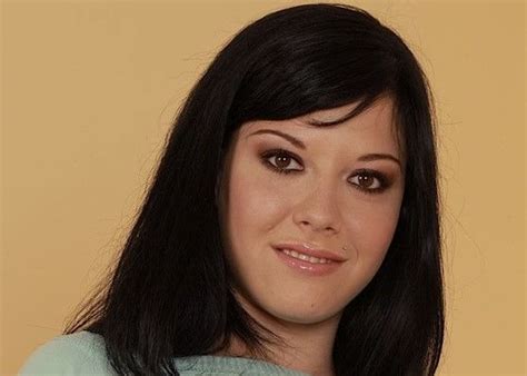 Whitney Birch Biography Wiki Age Height Career Photos And More