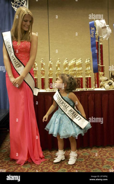 Nataly Diaz 3 The Reigning Universal Royaltys Texas State Queen