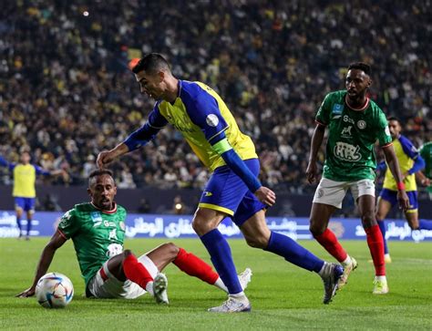 Al Ittihad Vs Al Nassr Live Stream Cristiano Ronaldo Closes In First
