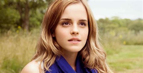 1500x768 Resolution Emma Watson Blue Dress Pic 1500x768 Resolution