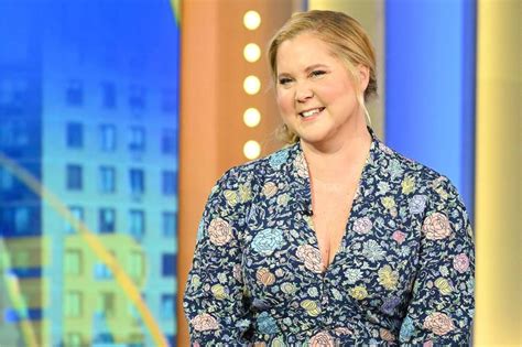 Amy Schumer Uses Comments About Her Appearance To Educate People On