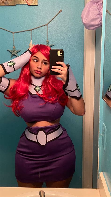 Curvy Starfire R 2busty2hide