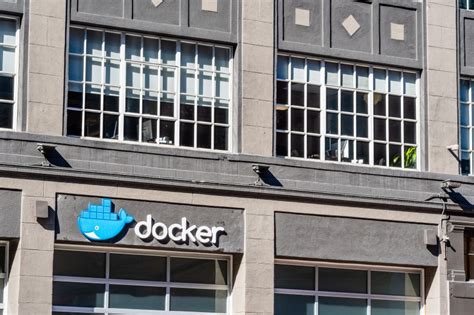 【dockerエラー】error response from daemon dial unix docker raw sock