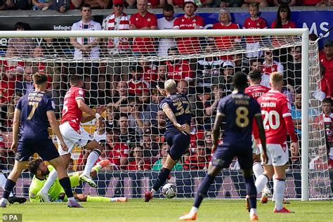 Wrexham Goalkeeper Ben Foster Rips Up His Contract And Retires Again