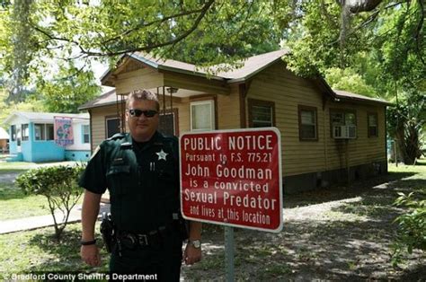 Public Notice A Sex Offender Lives Here Signs