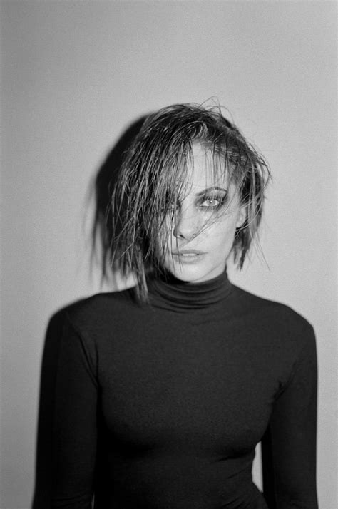 Willa Holland Nackt And Sexy 10 Fotos Nackte Berühmtheit