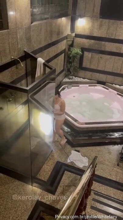 Kerolay Chaves Naked Masturbating Her Pussy In The Bathroom Cnn Amador