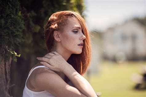 Wallpaper Sunlight Women Outdoors Redhead Model Looking Away