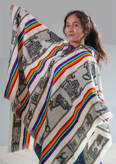 Hooded Peruvian Poncho Peruvian Traditional Wool Blend Etsy