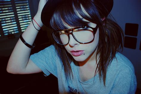 Women Model Glasses Wallpaper Girls Wallpaper Better