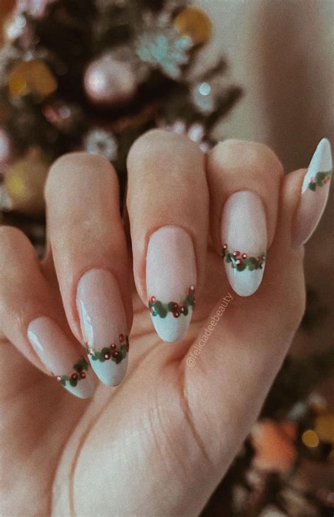 40 Festive Christmas And Holiday Nails 2021 Holy Garland French Tip Nails