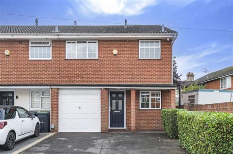 3 Bed Semi Detached House For Sale In The Ridgeway Flitwick Bedford