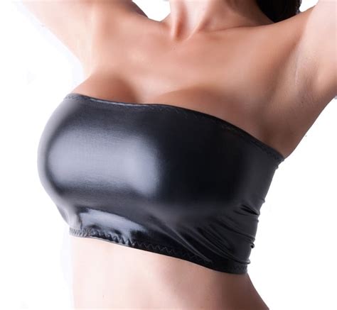 Boobs In Tube Tops Discount