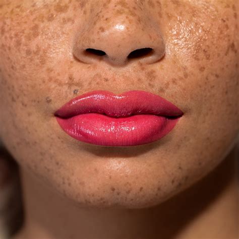 lip injection extreme cinnamon bear lip plumper toofaced