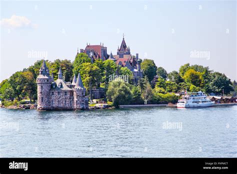 Alexandria Usa August 24 2012 Historic Boldt Castle In The 1000