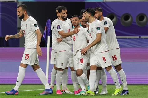 إيران تلحق بركب المتأهلين إلى ثمن نهائي كأس آسيا
