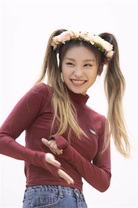 イェジペンマン On Twitter Itzy Kpop Girls Girl Bands