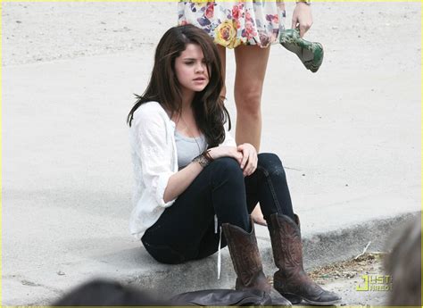 Selena Gomez And Leighton Meester Paris Part 2 Photo 374956 Photo
