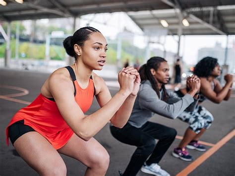 Proper Squat Form 10 Variations Barbells Common Mistakes More Best