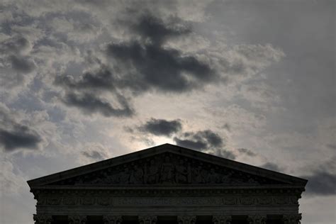 U S Supreme Court Weighs Scope Of Police Power To Enter Homes Without