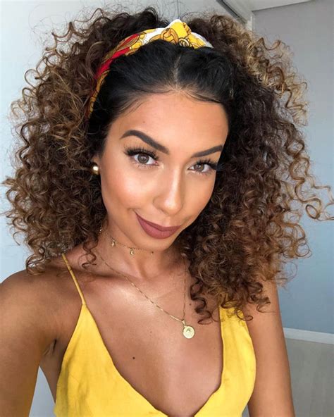 15 Curly Hairstyles To Try When Its Humid