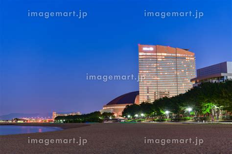 シーサイド百道浜海浜公園【福岡県】の写真素材 [145224303] イメージマート