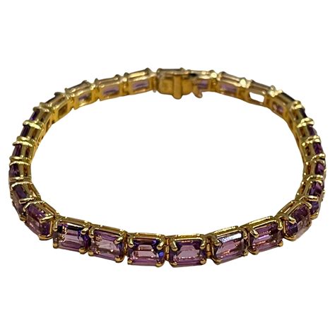 17 Carat Genuine Emerald Cut Natural Peridot Tennis Bracelet 14 Karat