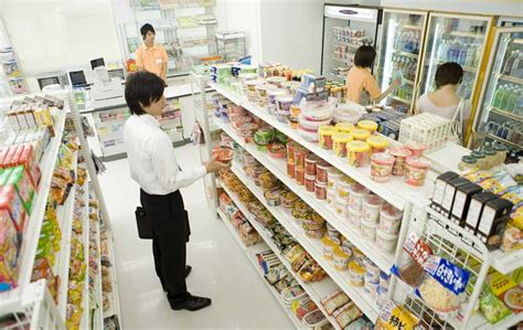 コンビニでの節約方法を紹介！割高なコンビニで安く買い物を済ませるコツとは？ 節約colors