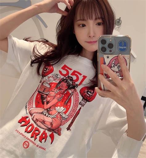桃乃木かなさんのインスタグラム写真 桃乃木かなinstagram 「551蓬莱 ️rockinjelly Bean コラボtシャツ ︎