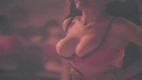 Rossy Mendoza Nuda ~30 Anni In El Sexo De Los Pobres