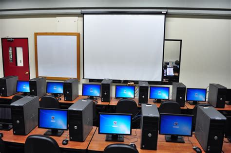 laboratorio de computación universidad galileo