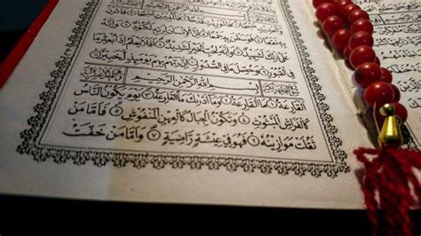 Bacaan Surat Al Kahfi Lengkap Ayat 1 10 Latin Dan Terjemahan Amalan
