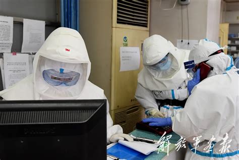 抗疫一线｜中部战区总医院感染专区icu：危重患者的“守护神” 中国军网
