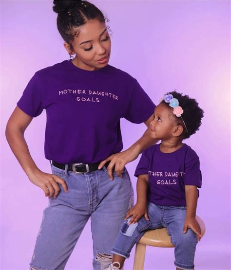 Pin By Kueen Marah On Mommy And Me Mommy Daughter Photos Mommy