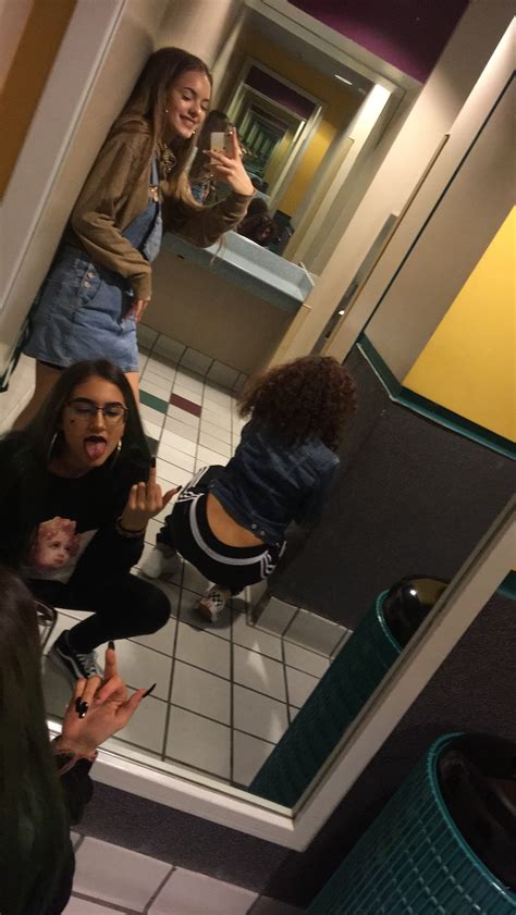 Baddies Selfie Mirror Scenes Mirrors Selfies