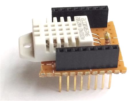 esp8266 temperature and humidity logger with deep sleep