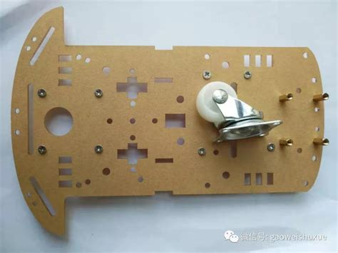 arduino智能小车项目——02、初级班硬件安装详解教程 少儿编程教程网
