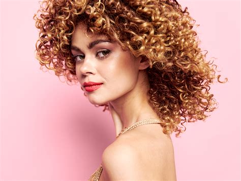 Care For Curls Hair Care Tips For Naturally Curly Hair Weshine Ca