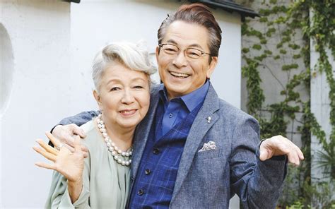 草笛光子×水谷豊「49年の親密交際を告白します」 週刊文春 電子版
