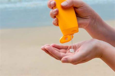 Perbedaan Sunscreen Dan Pelembab Homecare24