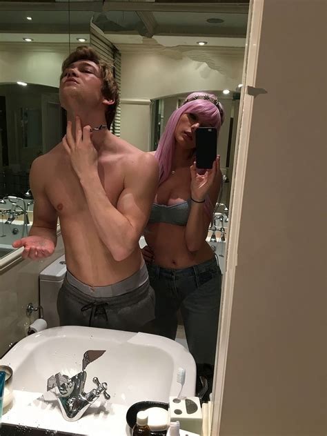 taylor swift nude leaked pics and sex tape porn video scandal planet