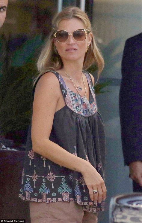Kate Moss Wows In Tiny Black Bikini On Brazil Vacation Kate Moss