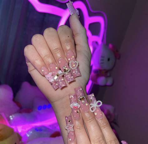 Pin By 𝓙𝓸𝓻𝓭𝓲 On Nails Pink Acrylic Nails Pink Nails Long Acrylic Nails