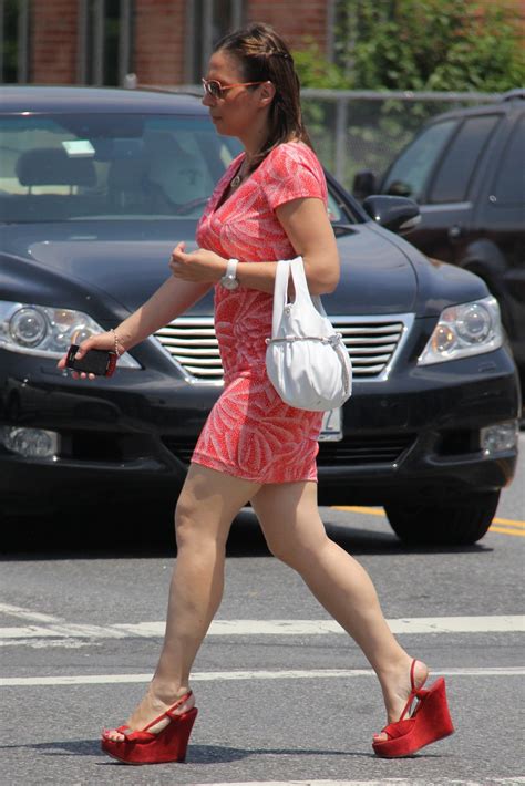 ДЕВУШКИ НА УЛИЦЕ Апскирт Candid Upskirt Photos засветы девушек Фото