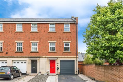 3 Bedroom End Of Terrace House For Sale In Willington Road Redhouse