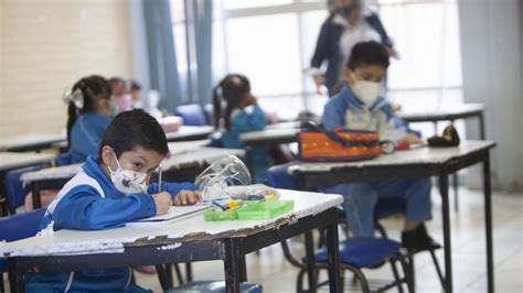 Aprueban Uniforme Neutro En Escuelas De La Cdmx Los Alumnos